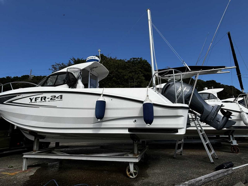 ヤマハ YFR-24 EX FSR 新艇同様の人気モデルが入荷！ 中古艇 株式会社マリンルームオオタhttp://www.mr-oota.com